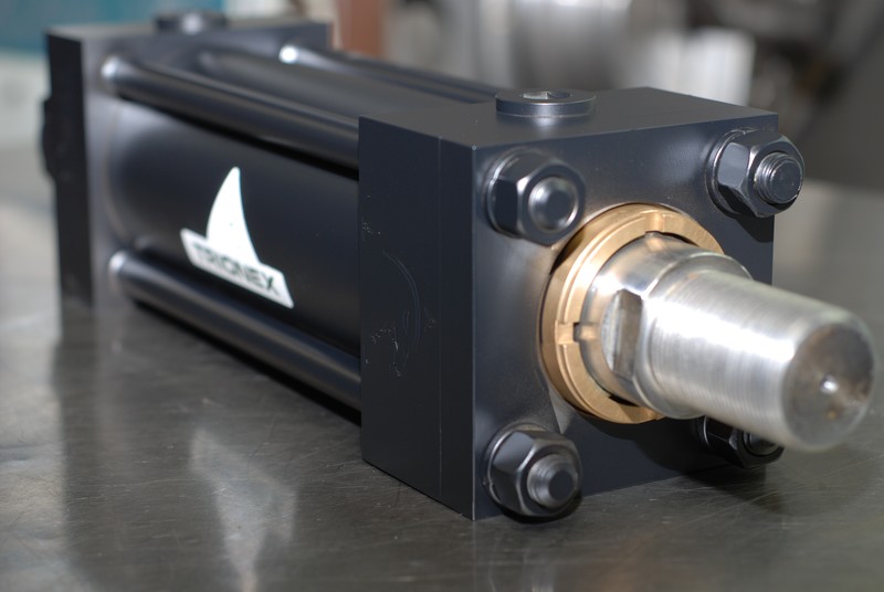 Pneumatic cylinder manufacturing - Hydraulique NES - Abitibi-Témiscamingue